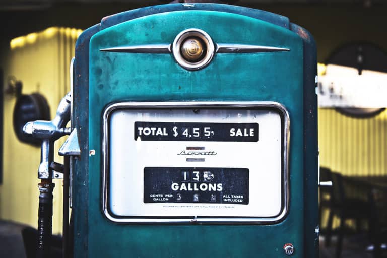 How to Calculate Gas Mileage (MPG) The Right Way